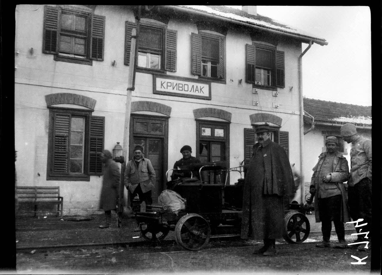 ImagesDéfense - Gare de Krivolak. [légende d'origine]