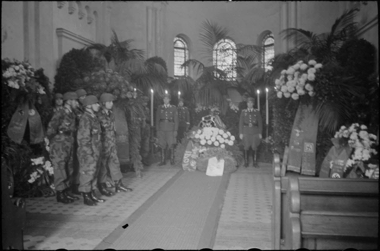 ImagesDéfense - Obsèques du lieutenant-colonel (Oberstleutnant) Walter ...