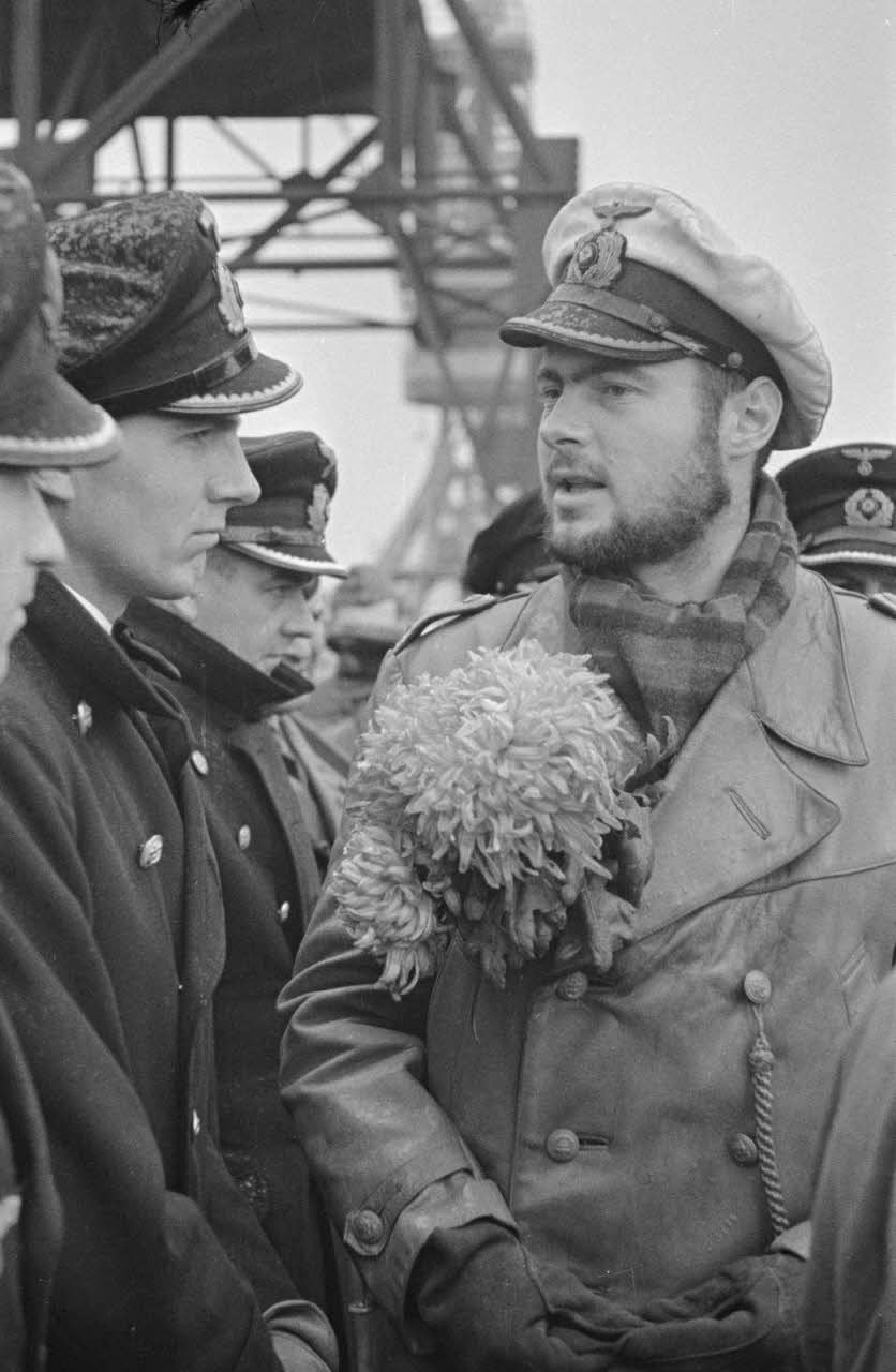 ImagesDéfense - Le lieutenant (Oberleutnant zur See) Horst Elfe ...