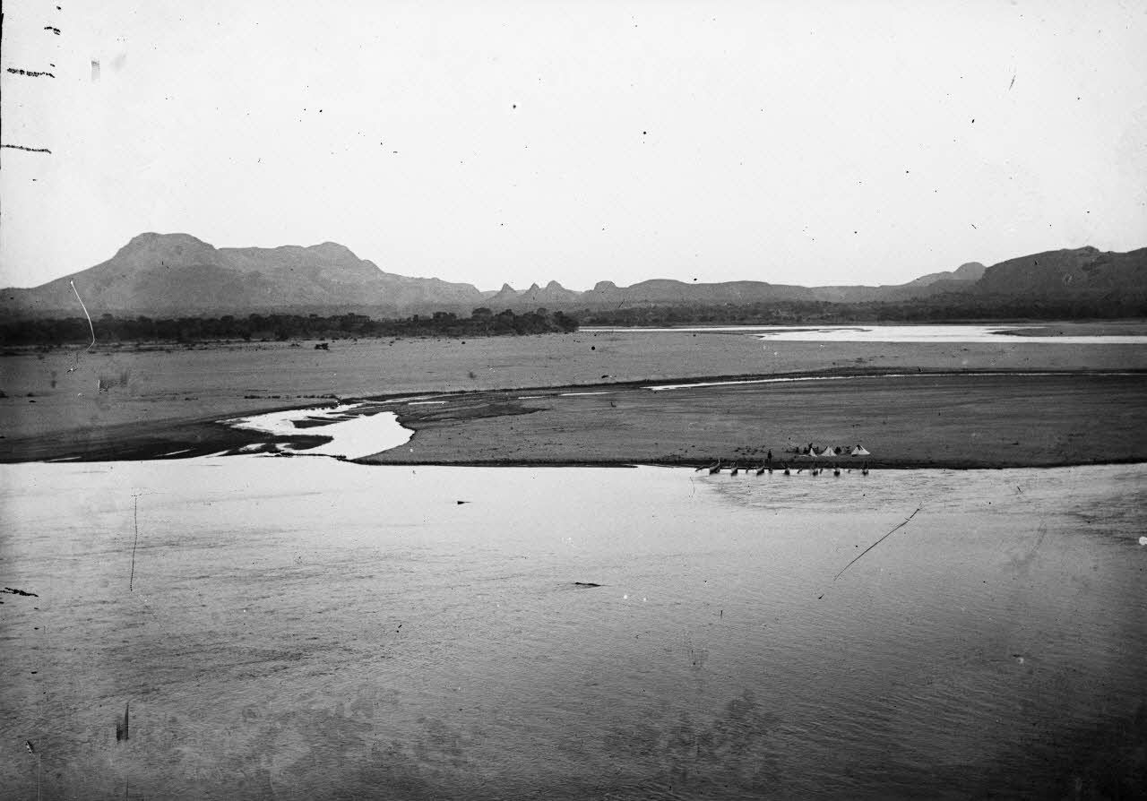 ImagesDéfense - Le Mangoky. [légende d'origine]