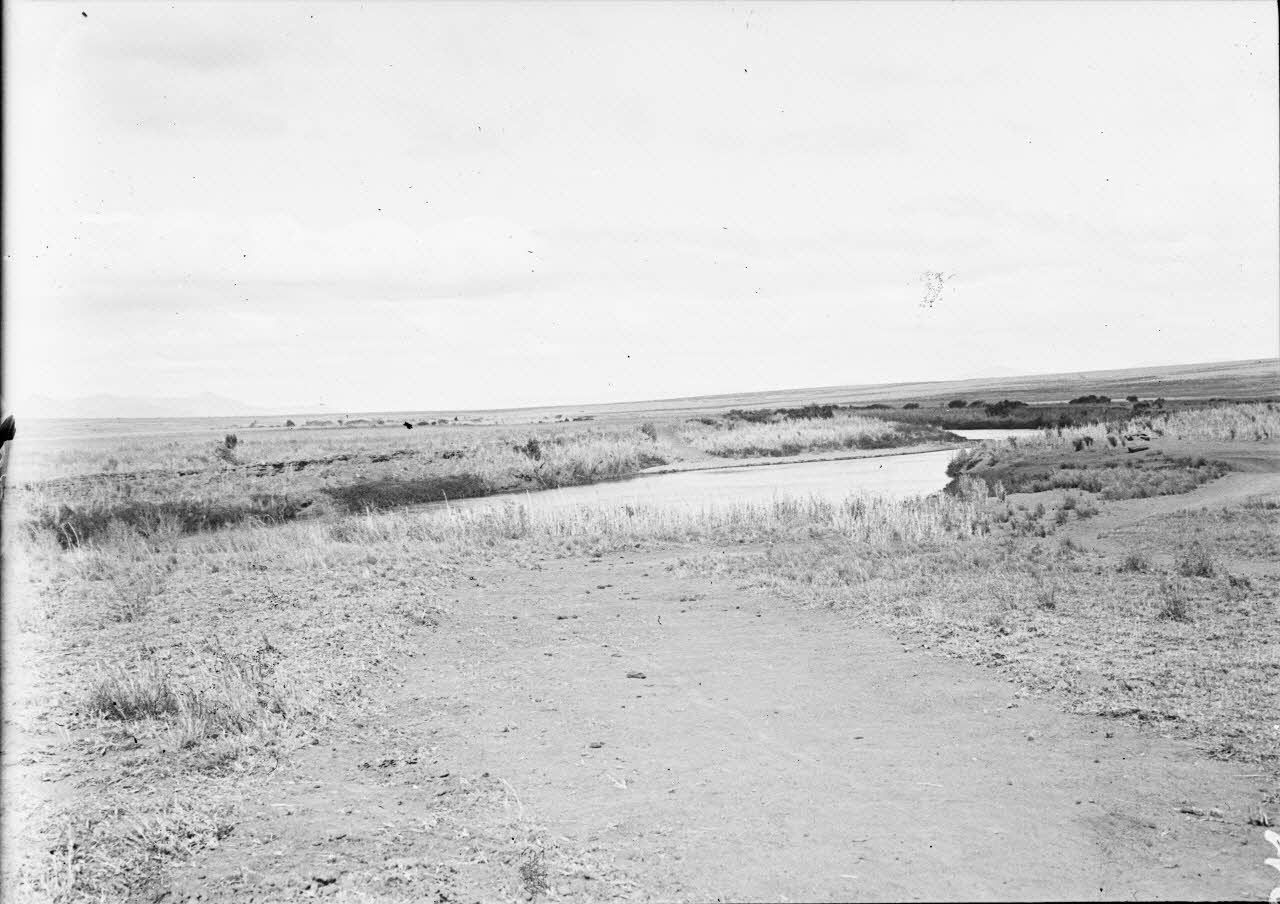 ImagesDéfense - Le gué du Mangoky à Betroka. [légende d'origine]