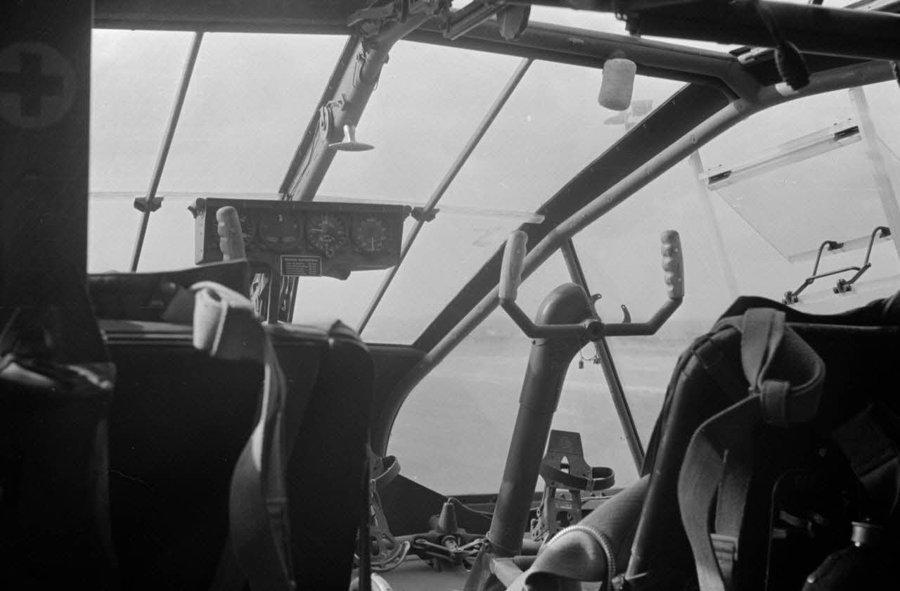 ImagesDéfense - Le cockpit d'un planeur Gotha Go-242 photographié sur ...