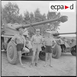 ImagesDéfense - Entretien de blindés. [Description en cours]