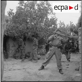 ImagesDéfense - En opération avec la 5e batterie du 2/4e RA ...