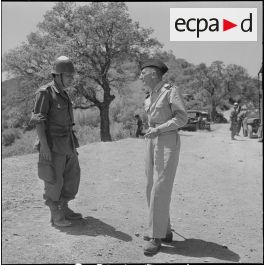 ImagesDéfense - Opération avec le 8e RCC et le 14e BCP. [Description en ...