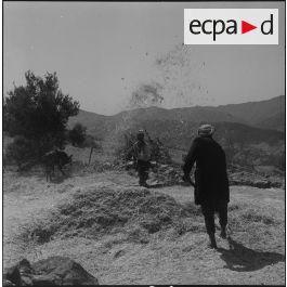 ImagesDéfense - Opération avec le 8e RCC et le 14e BCP. [Description en ...