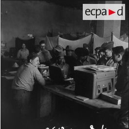 ImagesDéfense - Vie quotidienne dans un village, aidé par une unité du ...