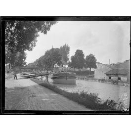 ImagesDéfense - Maixe. (Meurthe et Moselle). Canal de la Marne au Rhin ...