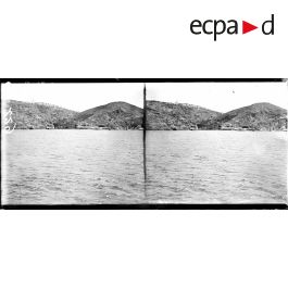 ImagesDéfense - La base navale française de l'île de Milo. [légende d ...