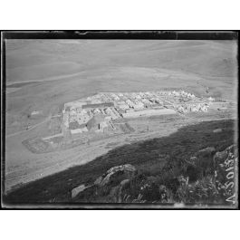ImagesDéfense - Plaine du Sébou. Vue du camp d'Aïn-Ouzif. [légende d ...