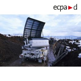 ImagesDéfense - Radar de trajectométrie Cymbeline installé sur l ...