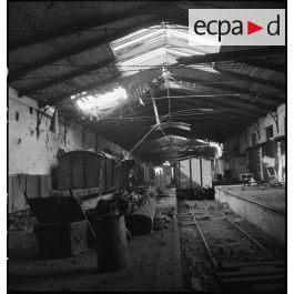 ImagesDéfense - Destructions à l'intérieur de la gare de Namu raprès ...