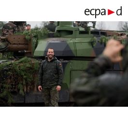 ImagesDéfense - Un soldat espagnol du Regimiento Acorazado "Castilla" n ...