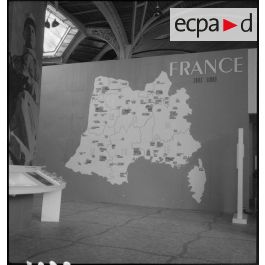 ImagesDéfense - Une carte de la zone libre présentée lors de l ...