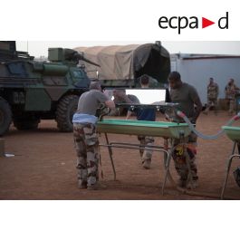 ImagesDéfense - Des marsouins du 2e régiment d'infanterie de marine ...