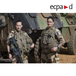 ImagesDéfense - Portrait du sergent Laura et du soldat de 1re classe ...