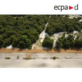 ImagesDéfense - Vue aérienne du camp du 43e BIMa (bataillon d ...