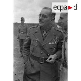 ImagesDéfense - Les généraux italiens Ugo Cavarello et Ettore Bastico.