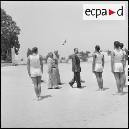 ImagesDéfense - Présentation de la deuxième promotion 1955 des élèves ...