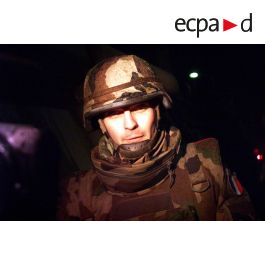 ImagesDéfense - Interview d'un militaire par un membre de l'équipe de l ...