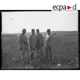 ImagesDéfense - Près de Fleury, colonel Marielle, généraux de Bazelaire ...