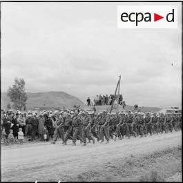 ImagesDéfense - Oued Fodda. Un défilé.