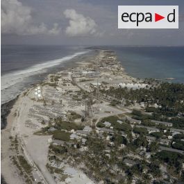 ImagesDéfense - Vue aérienne de Moruroa.[Description en cours]