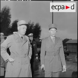 ImagesDéfense - Le général Raoul Salan, commandant supérieur ...