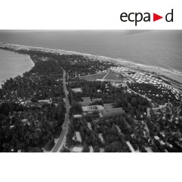ImagesDéfense - Vue aérienne de Moruroa.[Description en cours]