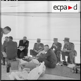 ImagesDéfense - Repas des autorités militaires.