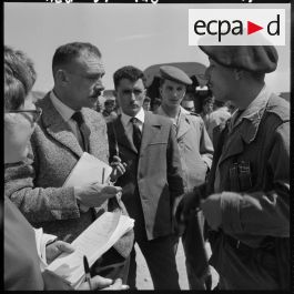 ImagesDéfense - Bordj de l'Agha. Un rallié, servant dans les forces de ...