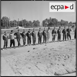 ImagesDéfense - Alger. Stade des Tagarins. Troisièmes jeux d'athlétisme ...