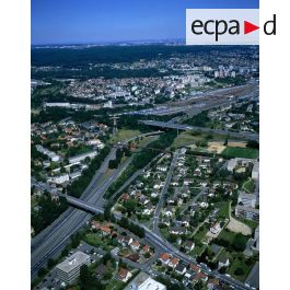 ImagesDéfense - Massy (91). Quartier des gares. Vue vers le nord.