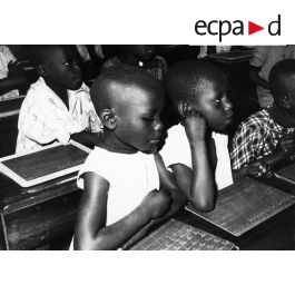 ImagesDéfense - République Rwandaise, 1972. Classe "audiovisuelle ...