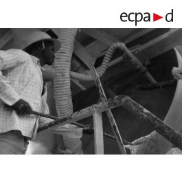 ImagesDéfense - République du Niger, Malbaza, 1972. Cimenterie.