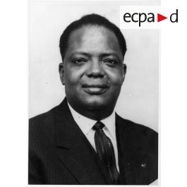 ImagesDéfense - 1980. Hubert Maga, premier président de la République ...