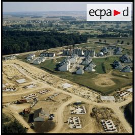 ImagesDéfense - Saint-Nom-la-Bretèche (78). Le Clos Salibert et une ...