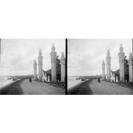 ImagesDéfense - 1056. Les quatre Colonnes (10 k[ilomètres] au N[ord] d ...