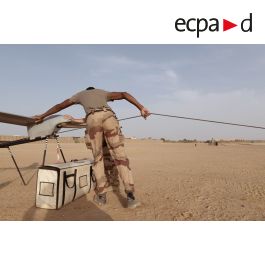 ImagesDéfense - Des artilleurs du 93e régiment d'artillerie de montagne ...