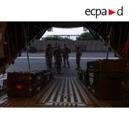 ImagesDéfense - Le médecin général des armées Philippe Rouanet de ...