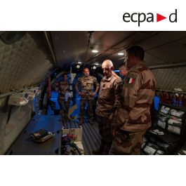 ImagesDéfense - Le médecin général des armées Philippe Rouanet de ...