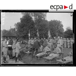 ImagesDéfense - Nogent-sur-Marne, prise d'armes à l'hôpital colonial ...