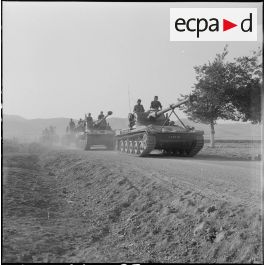ImagesDéfense - Départ du 1er escadron.