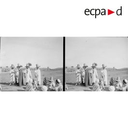 ImagesDéfense - 344. Le Caïd de Saïda au marché arabe. [légende d'origine]