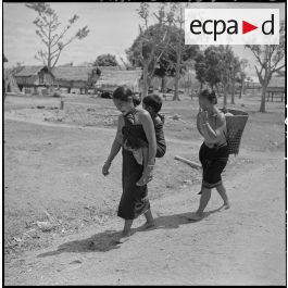 ImagesDéfense - Femmes de l'ethnie Jaraï.