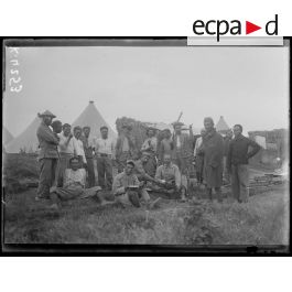 ImagesDéfense - Kosani. Soldats français, serbes et annamites ...