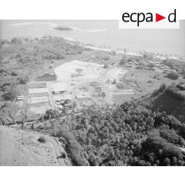 ImagesDéfense - Vue aérienne du centre du commissariat à l'énergie ...