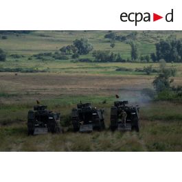 ImagesDéfense - Des véhicules blindés belges Piranha IIIC DF30 tirent ...