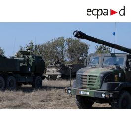 ImagesDéfense - Un camion équipé d'un système d'artillerie (CAESAR) du ...