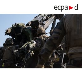 ImagesDéfense - Des artilleurs du 68e régiment d'artillerie d'Afrique ...